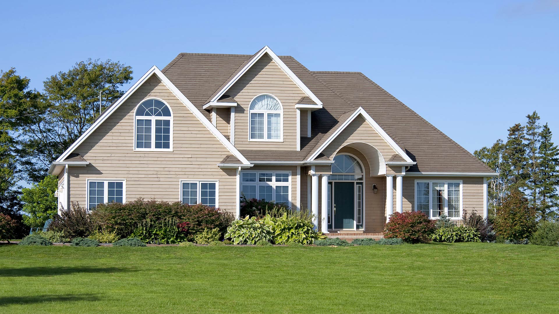 House Windows Davenport IA | Centennial